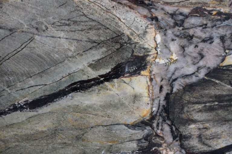 QUARTZITES – Varsha